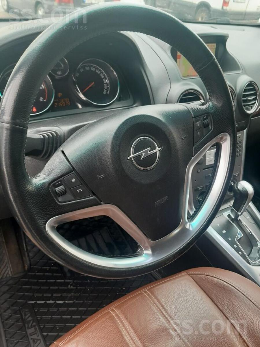 Melns Opel Antara 2011 Preiļi, ar dzinēja tilpumu 2.20 L un nobraukumu 239 tūkst. km par 4850 €, foto 12 vietnē AUTOMOTO.COM.LV