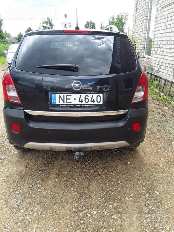 Black Opel Antara 2011 in Rezekne, with an engine capacity of 2.20 L and mileage of 0 thousand km for 4350 €, photo 2 on AUTOMOTO.COM.LV