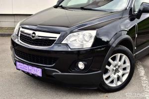 Black Opel Antara 2011 in Kretinga, with an engine capacity of 2.20 L and mileage of 194 thousand km for 5450 €, photo 5 on AUTOMOTO.COM.LV