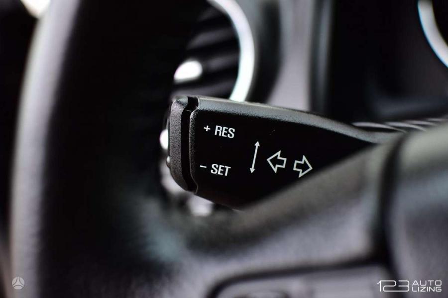 Black Opel Antara 2011 in Kretinga, with an engine capacity of 2.20 L and mileage of 194 thousand km for 5450 €, photo 22 on AUTOMOTO.COM.LV