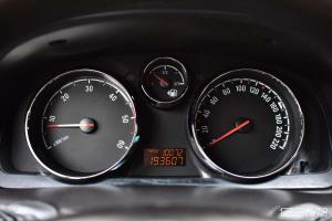 Black Opel Antara 2011 in Kretinga, with an engine capacity of 2.20 L and mileage of 194 thousand km for 5450 €, photo 23 on AUTOMOTO.COM.LV