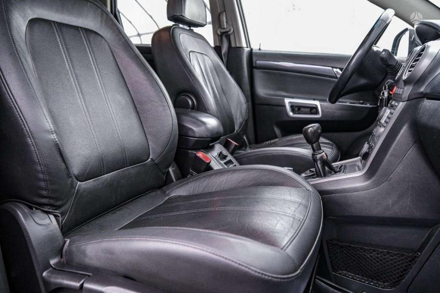 Melns Opel Antara 2011 Kauņa, ar dzinēja tilpumu 2.00 L un nobraukumu 173 tūkst. km par 4900 €, foto 13 vietnē AUTOMOTO.COM.LV