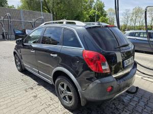 Black Opel Antara 2011 in Kretinga, with an engine capacity of 2.23 L and mileage of 253 thousand km for 5350 €, photo 8 on AUTOMOTO.COM.LV