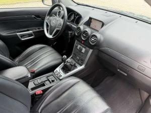 Black Opel Antara 2011 in Siauliai, with an engine capacity of 2.23 L and mileage of 138 thousand km for 4990 €, photo 18 on AUTOMOTO.COM.LV