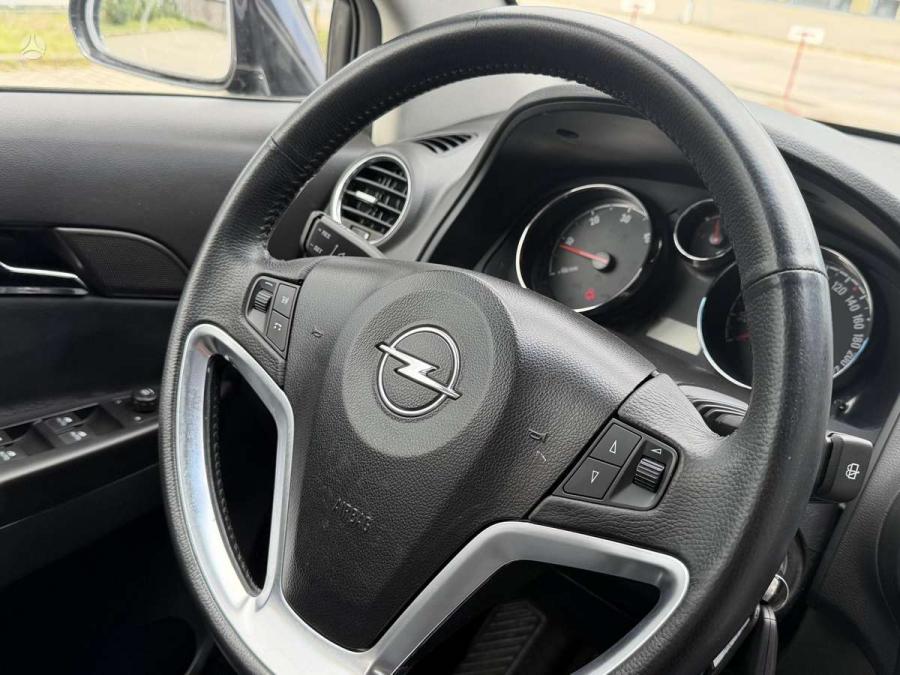 Black Opel Antara 2011 in Siauliai, with an engine capacity of 2.23 L and mileage of 138 thousand km for 4990 €, photo 23 on AUTOMOTO.COM.LV
