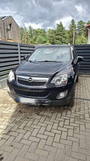 Black Opel Antara 2011 in Vilnius, with an engine capacity of 2.23 L and mileage of 281 thousand km for 2900 €, photo  on AUTOMOTO.COM.LV