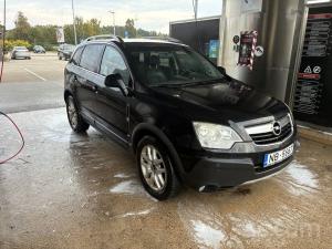 Black Opel Antara 2011 in Ogre, with an engine capacity of 2.00 L and mileage of 289 thousand km for 4500 €, photo 5 on AUTOMOTO.COM.LV