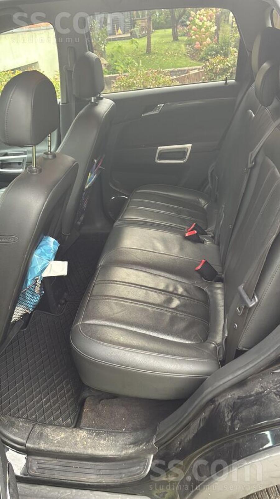 Black Opel Antara 2011 in Ogre, with an engine capacity of 2.00 L and mileage of 289 thousand km for 4500 €, photo 7 on AUTOMOTO.COM.LV
