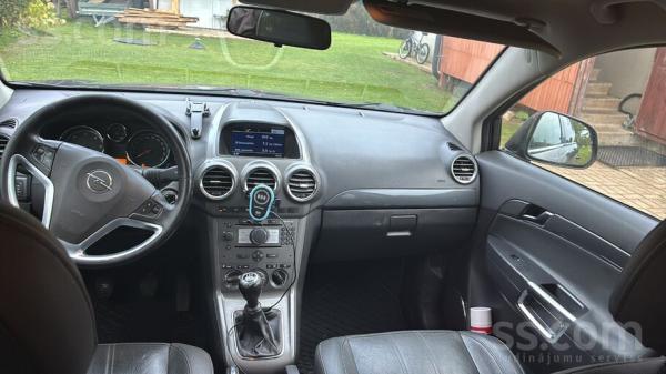 Melns Opel Antara 2011 Ogre, ar dzinēja tilpumu 2.00 L un nobraukumu 289 tūkst. km par 4500 €, foto 8 vietnē AUTOMOTO.COM.LV