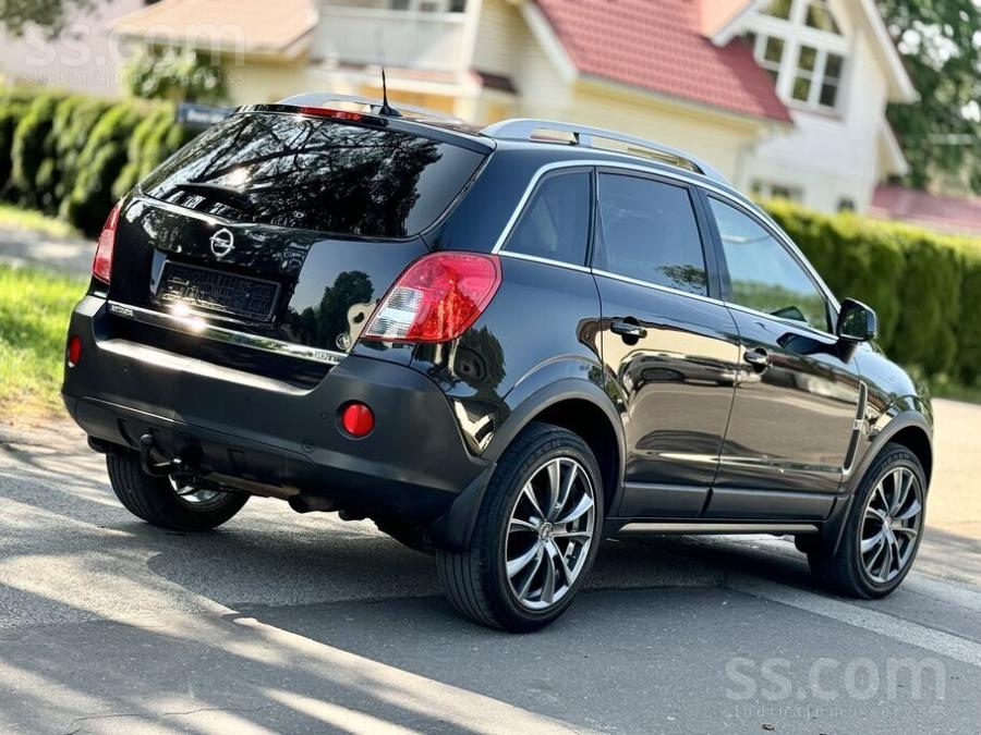 Black Opel Antara 2012 in Jurmala, with an engine capacity of 2.00 L and mileage of 0 thousand km for 7450 €, photo 3 on AUTOMOTO.COM.LV