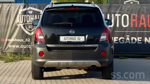 Black Opel Antara 2012 in Liepaja, with an engine capacity of 2.20 L and mileage of 175 thousand km for 6200 €, photo 5 on AUTOMOTO.COM.LV
