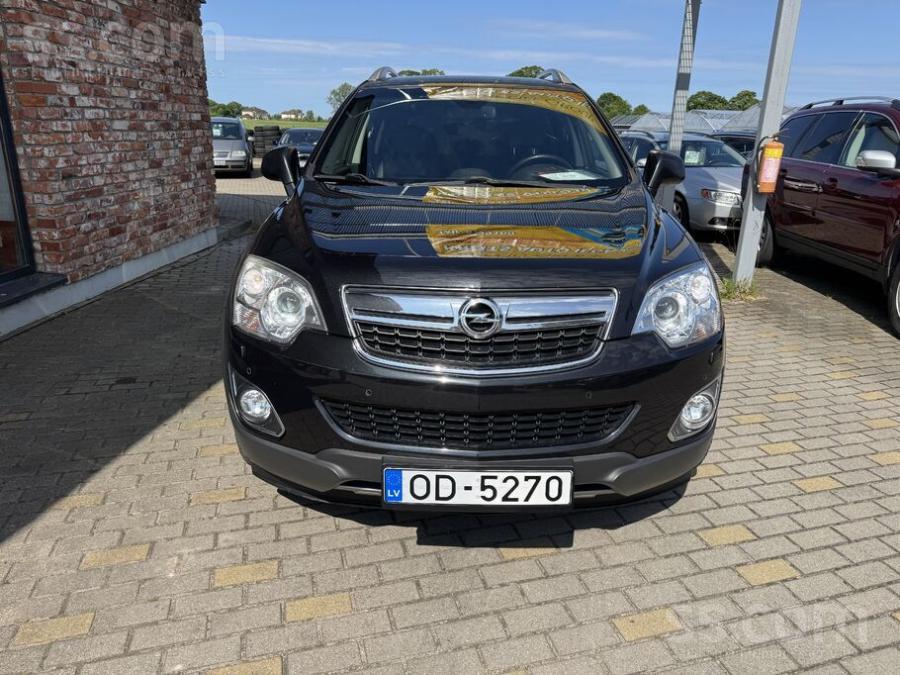 Black Opel Antara 2012 in Talsi, with an engine capacity of 2.20 L and mileage of 216 thousand km for 5500 €, photo 2 on AUTOMOTO.COM.LV