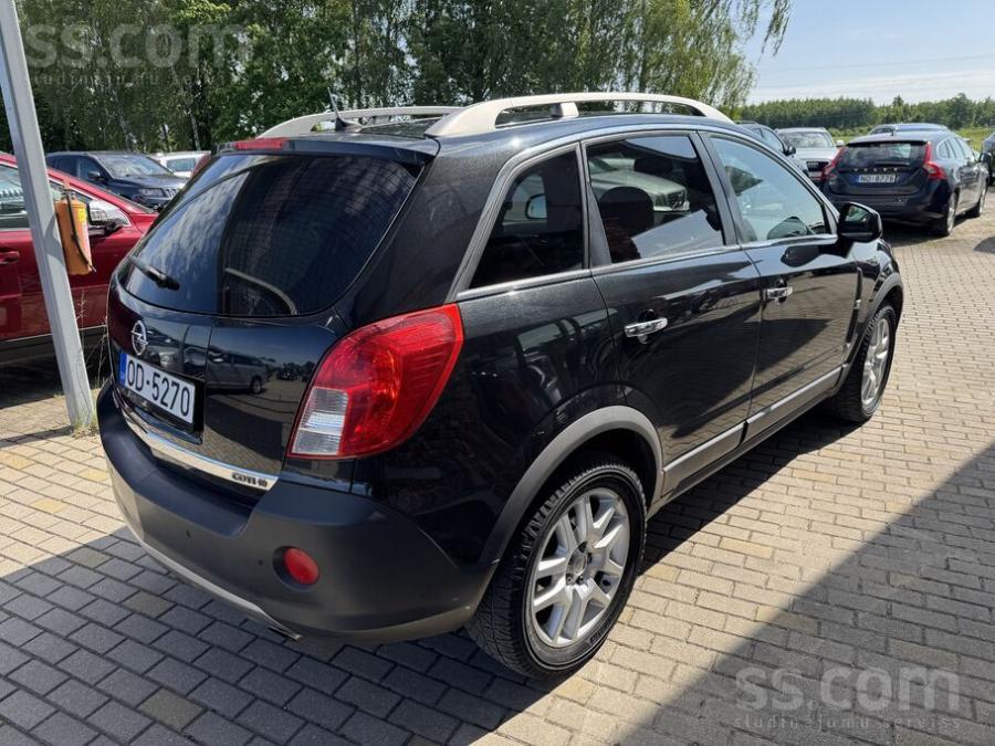 Black Opel Antara 2012 in Talsi, with an engine capacity of 2.20 L and mileage of 216 thousand km for 5500 €, photo 4 on AUTOMOTO.COM.LV