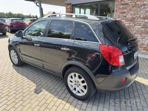 Black Opel Antara 2012 in Talsi, with an engine capacity of 2.20 L and mileage of 216 thousand km for 5500 €, photo 6 on AUTOMOTO.COM.LV