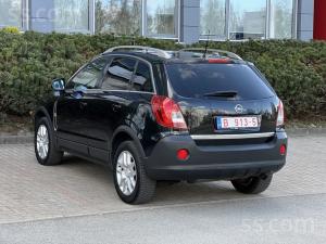 Black Opel Antara 2012 in Riga, with an engine capacity of 2.20 L and mileage of 204 thousand km for 5790 €, photo 7 on AUTOMOTO.COM.LV