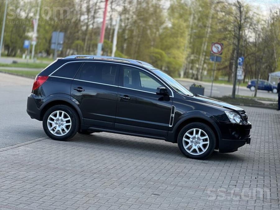 Black Opel Antara 2012 in Riga, with an engine capacity of 2.20 L and mileage of 204 thousand km for 5790 €, photo 14 on AUTOMOTO.COM.LV