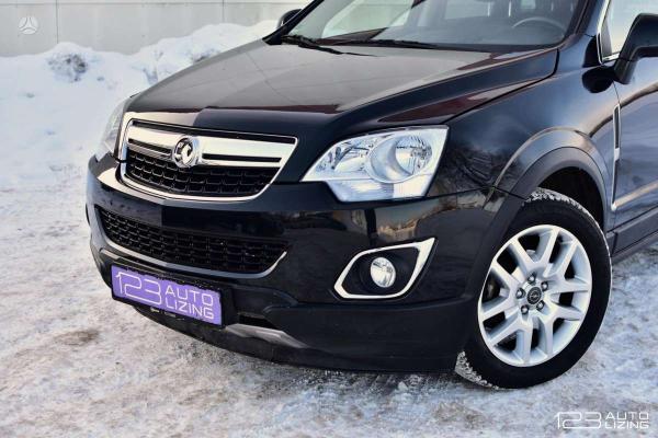Black Opel Antara 2012 in Kretinga, with an engine capacity of 2.20 L and mileage of 158 thousand km for 5800 €, photo 3 on AUTOMOTO.COM.LV
