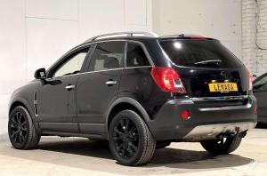 Black Opel Antara 2012 in Klaipeda, with an engine capacity of 2.23 L and mileage of 184 thousand km for 5999 €, photo 5 on AUTOMOTO.COM.LV