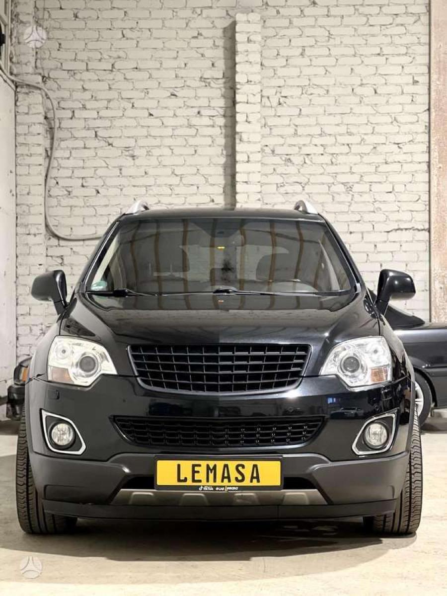Black Opel Antara 2012 in Klaipeda, with an engine capacity of 2.23 L and mileage of 184 thousand km for 5999 €, photo 19 on AUTOMOTO.COM.LV