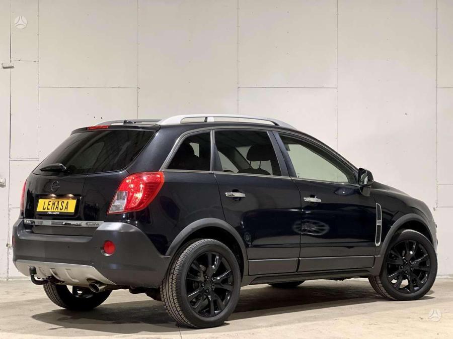 Black Opel Antara 2012 in Klaipeda, with an engine capacity of 2.23 L and mileage of 184 thousand km for 5999 €, photo 27 on AUTOMOTO.COM.LV