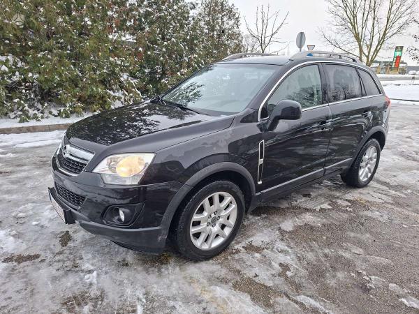 Black Opel Antara 2012 in Kaunas, with an engine capacity of 2.23 L and mileage of 121 thousand km for 5450 €, photo 1 on AUTOMOTO.COM.LV