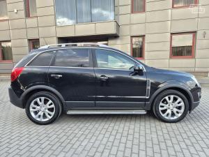 Black Opel Antara 2012 in Mazeikiai, with an engine capacity of 2.20 L and mileage of 166 thousand km for 5450 €, photo 6 on AUTOMOTO.COM.LV
