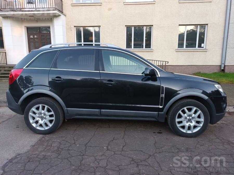 Melns Opel Antara 2012 Rīga, ar dzinēja tilpumu 2.20 L un nobraukumu 244 tūkst. km par 4500 €, foto 4 vietnē AUTOMOTO.COM.LV