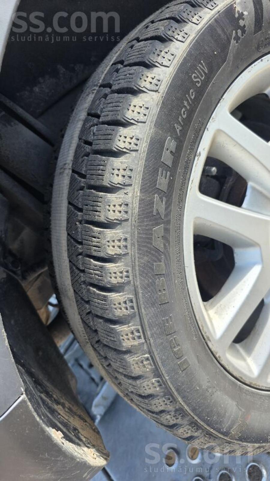 Melns Opel Antara 2012 Liepāja, ar dzinēja tilpumu 2.20 L un nobraukumu 167 tūkst. km par 4000 €, foto 16 vietnē AUTOMOTO.COM.LV