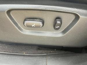 Black Opel Antara 2012 in Saldus, with an engine capacity of 2.20 L and mileage of 251 thousand km for 5999 €, photo 11 on AUTOMOTO.COM.LV