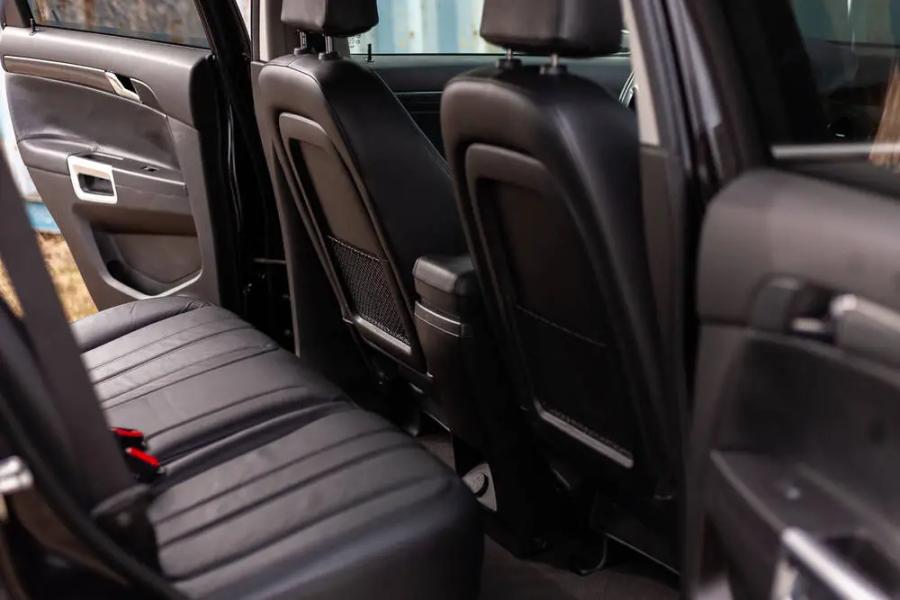 Melns Opel Antara 2012 Rīga, ar dzinēja tilpumu 2.20 L un nobraukumu 145 tūkst. km par 7995 €, foto 15 vietnē AUTOMOTO.COM.LV