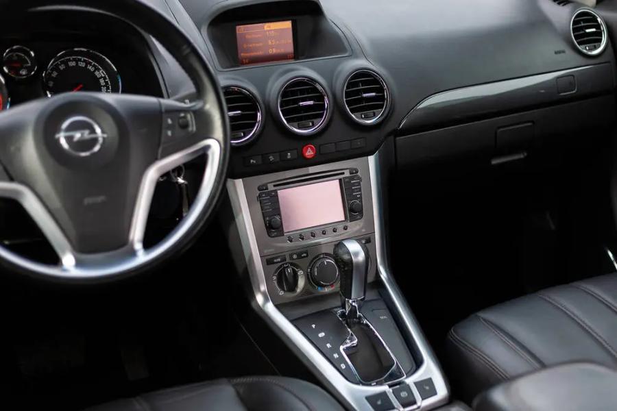 Melns Opel Antara 2012 Rīga, ar dzinēja tilpumu 2.20 L un nobraukumu 145 tūkst. km par 7995 €, foto 27 vietnē AUTOMOTO.COM.LV