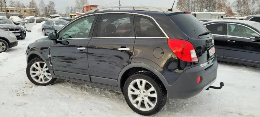 Black Opel Antara 2012 in Riga, with an engine capacity of 2.20 L and mileage of 199 thousand km for 8200 €, photo 5 on AUTOMOTO.COM.LV