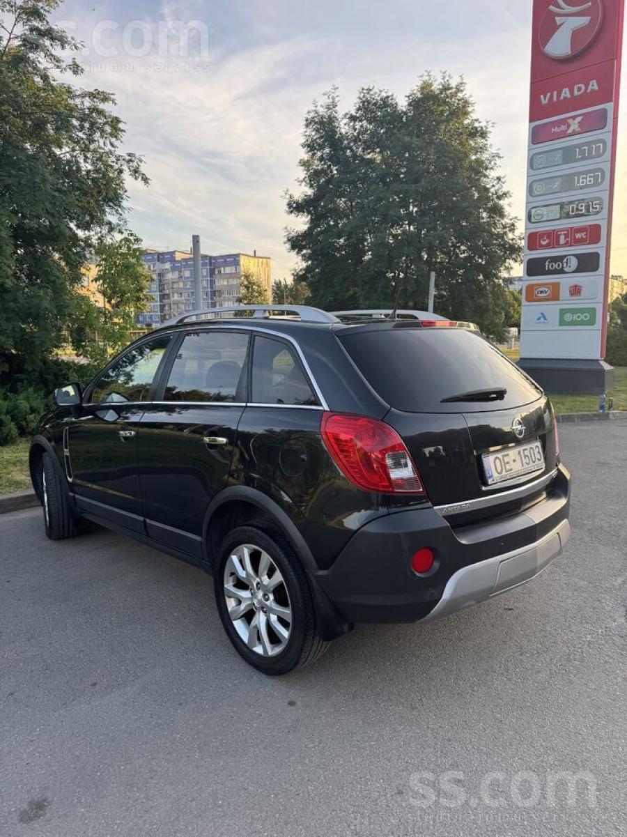 Black Opel Antara 2012 in Riga, with an engine capacity of 2.20 L and mileage of 184 thousand km for 5100 €, photo 6 on AUTOMOTO.COM.LV