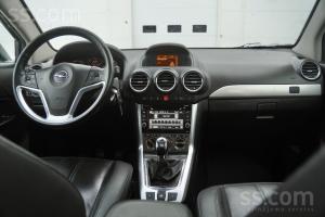 Black Opel Antara 2012 in Riga, with an engine capacity of 2.20 L and mileage of 184 thousand km for 5100 €, photo 14 on AUTOMOTO.COM.LV