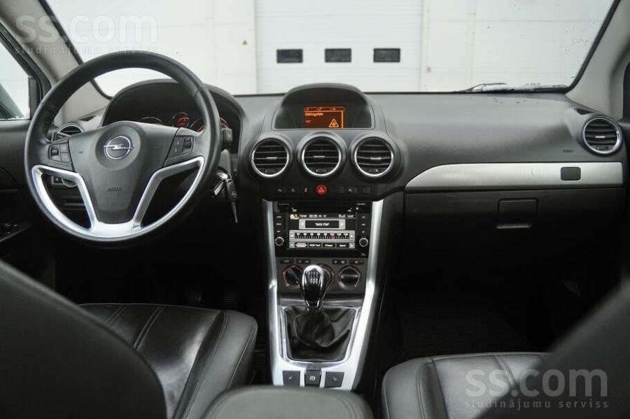Black Opel Antara 2012 in Riga, with an engine capacity of 2.20 L and mileage of 184 thousand km for 5100 €, photo 14 on AUTOMOTO.COM.LV