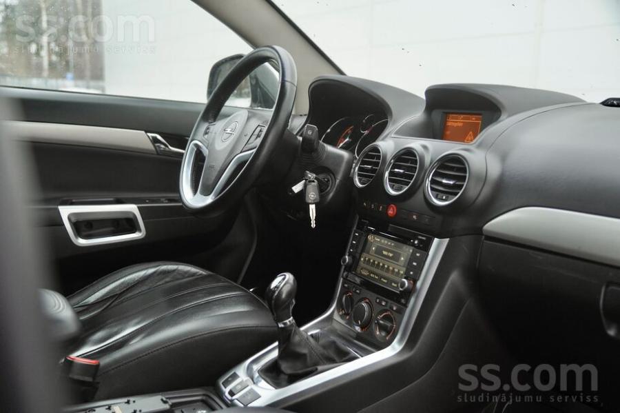 Black Opel Antara 2012 in Riga, with an engine capacity of 2.20 L and mileage of 184 thousand km for 5100 €, photo 16 on AUTOMOTO.COM.LV