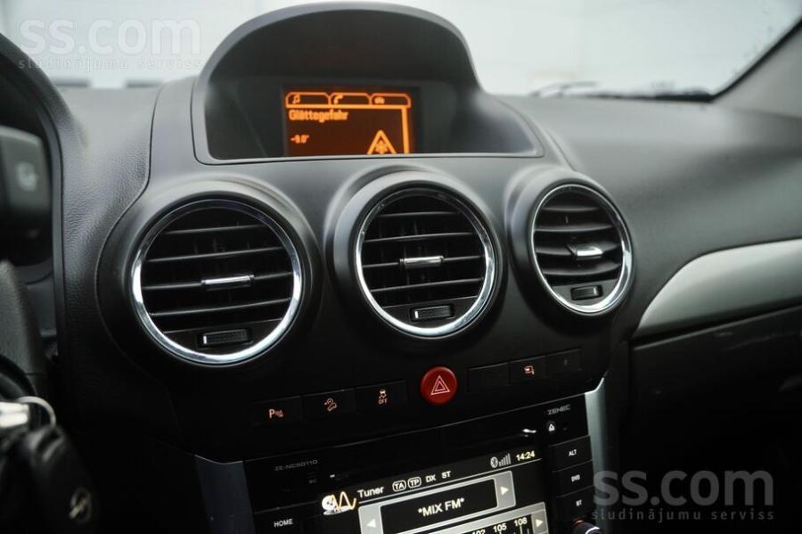 Black Opel Antara 2012 in Riga, with an engine capacity of 2.20 L and mileage of 184 thousand km for 5100 €, photo 18 on AUTOMOTO.COM.LV
