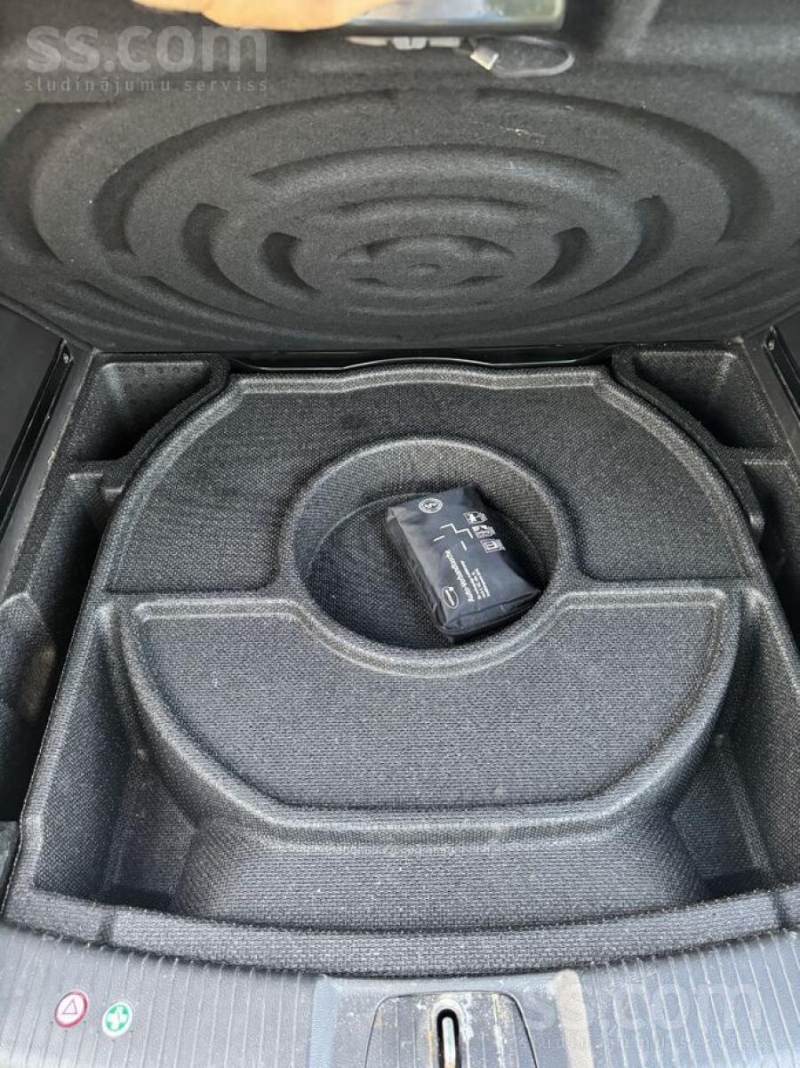 Black Opel Antara 2012 in Riga, with an engine capacity of 2.20 L and mileage of 184 thousand km for 5100 €, photo 26 on AUTOMOTO.COM.LV