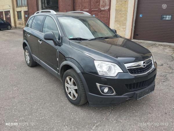 Black Opel Antara 2012 in Kelme, with an engine capacity of 2.23 L and mileage of 180 thousand km for 3350 €, photo 3 on AUTOMOTO.COM.LV