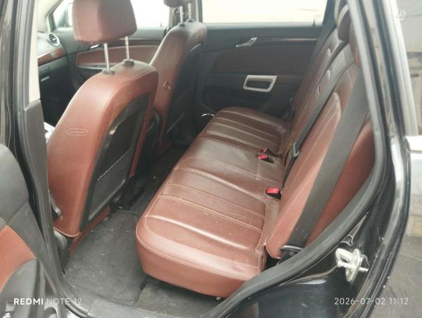 Black Opel Antara 2012 in Kelme, with an engine capacity of 2.23 L and mileage of 180 thousand km for 3350 €, photo 8 on AUTOMOTO.COM.LV