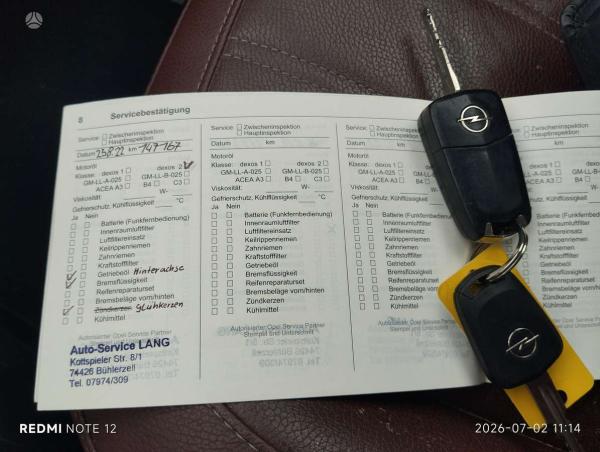 Black Opel Antara 2012 in Kelme, with an engine capacity of 2.23 L and mileage of 180 thousand km for 3350 €, photo 10 on AUTOMOTO.COM.LV