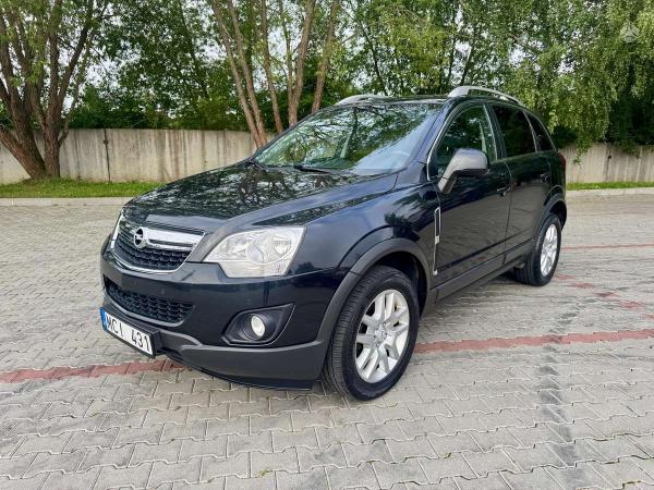 Black Opel Antara 2012 in Siauliai, with an engine capacity of 2.23 L and mileage of 310 thousand km for 3850 €, photo 1 on AUTOMOTO.COM.LV