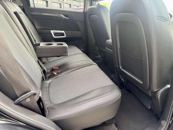 Black Opel Antara 2012 in Siauliai, with an engine capacity of 2.23 L and mileage of 310 thousand km for 3850 €, photo 10 on AUTOMOTO.COM.LV