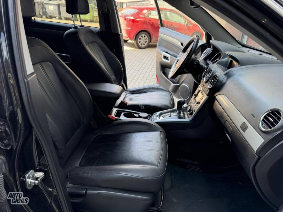 Black Opel Antara 2012 in Vilnius, with an engine capacity of 2.20 L and mileage of 184 thousand km for 3490 €, photo 12 on AUTOMOTO.COM.LV
