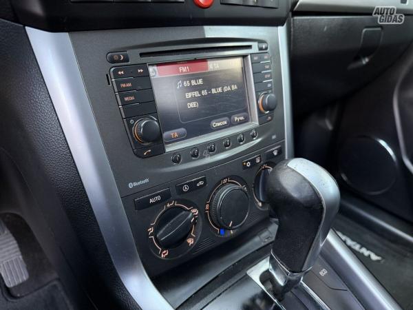 Black Opel Antara 2012 in Vilnius, with an engine capacity of 2.20 L and mileage of 184 thousand km for 3490 €, photo 8 on AUTOMOTO.COM.LV