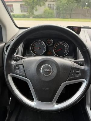 Melns Opel Antara 2012 Ventspils, ar dzinēja tilpumu 2.20 L un nobraukumu 140 tūkst. km par 5990 €, foto 20 vietnē AUTOMOTO.COM.LV