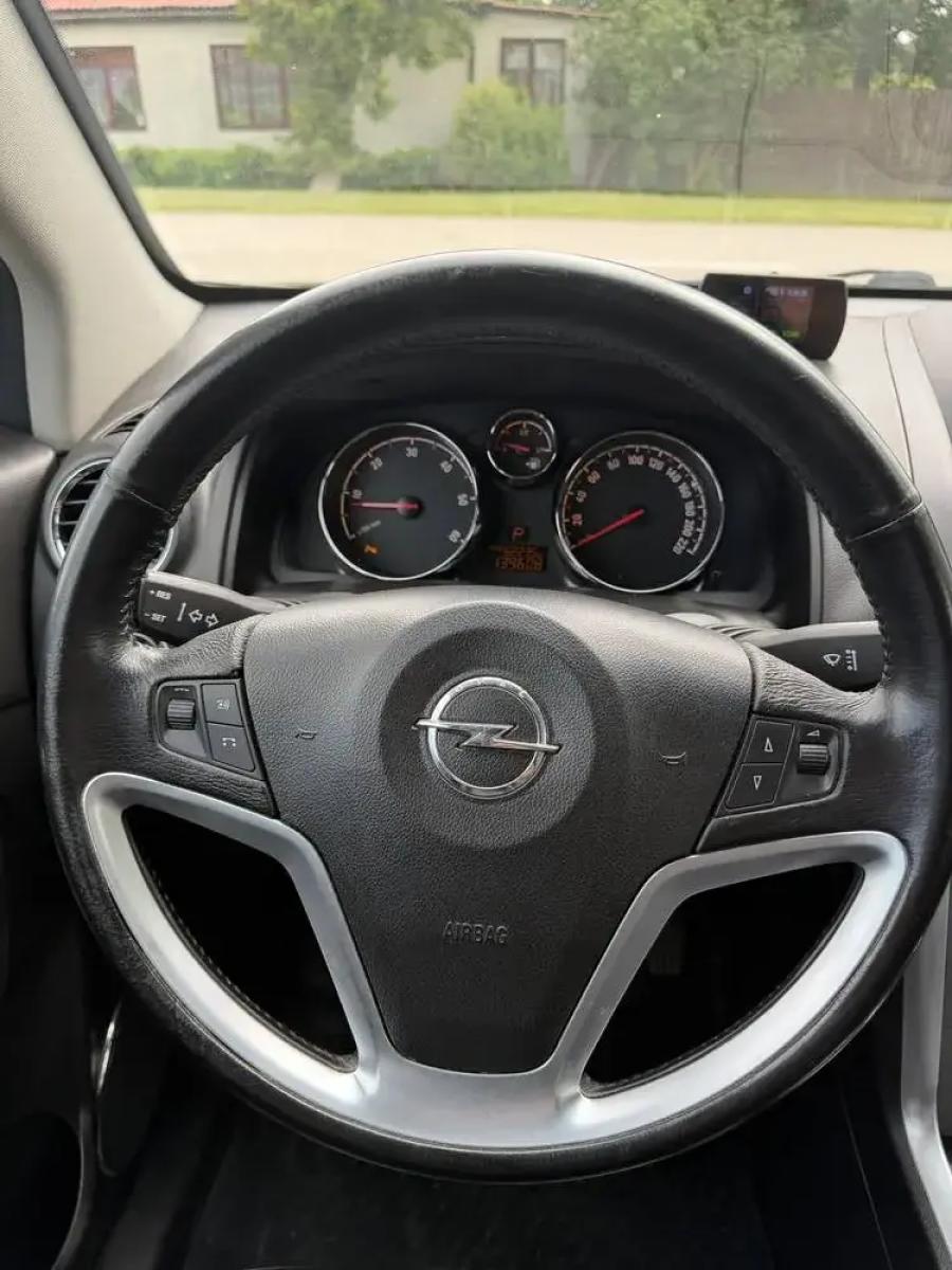 Melns Opel Antara 2012 Ventspils, ar dzinēja tilpumu 2.20 L un nobraukumu 140 tūkst. km par 5990 €, foto 20 vietnē AUTOMOTO.COM.LV