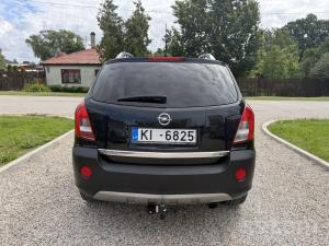 Black Opel Antara 2012 in Ventspils, with an engine capacity of 2.20 L and mileage of 140 thousand km for 5990 €, photo 8 on AUTOMOTO.COM.LV