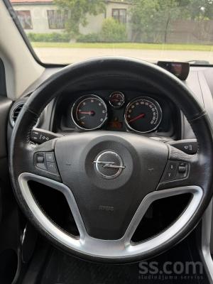 Black Opel Antara 2012 in Ventspils, with an engine capacity of 2.20 L and mileage of 140 thousand km for 5990 €, photo 12 on AUTOMOTO.COM.LV