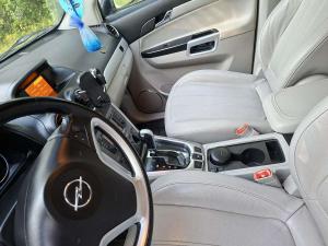 Black Opel Antara 2012 in Vievis, with an engine capacity of 2.23 L and mileage of 169 thousand km for 5400 €, photo 6 on AUTOMOTO.COM.LV